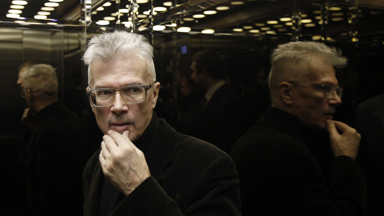 Eduard Limonov, Soviet-Era dissident & writer who shocked Russia, dead ...